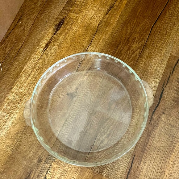 Pyrex | Dining | Vintage Pyrex Clear Glass Inch Pie Plate | Poshmark